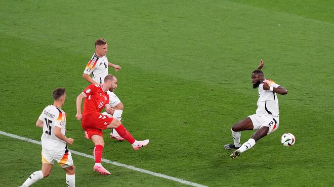 Fußball-Transfer: Vier Jahre nach dem Schock: Eriksen neu im "Dänen ...