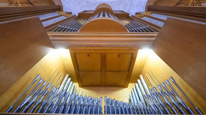 Traditionelles Handwerk: Jehmlich-Orgel der Dresdner Kreuzkirche wird ...
