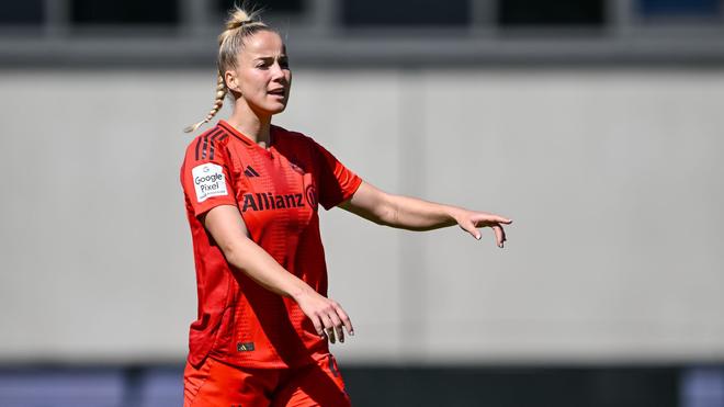 Frauen-Bundesliga: Gwinn-Comeback bei Bayerns Sieg gegen Freiburg | DIE ...