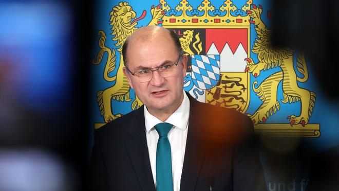 Kommunale Finanzen: Rettende Infusion? Neuer Rekord für Bayerns ...