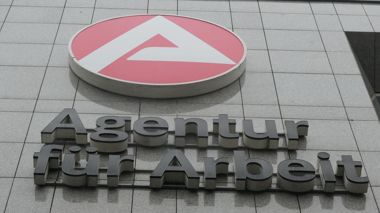 Schwächelnde Konjunktur: Keine Impulse: Arbeitslosenquote bleibt bei 7 ...