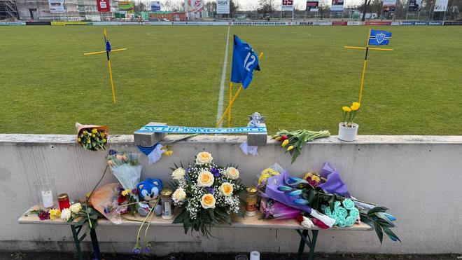 Unglück auf Sportplatz: Gutachter soll tödlichen Unfall mit Fußballtor ...