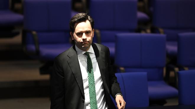 Reformdebatte: JU-Chef: Mütterrente wieder prüfen - Kritik aus Bayern ...