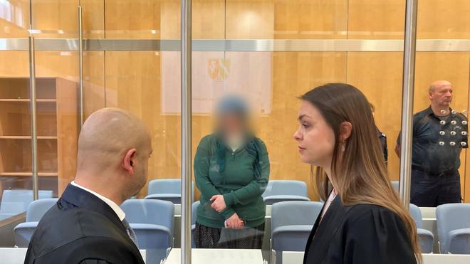 Prozess wegen IS-Unterstützung: Düsseldorferin wegen IS-Gefangenenhilfe ...