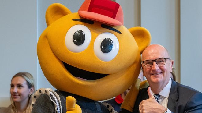 Kindertagsfest: Kindertag in Staatskanzlei: Woidke verrät ...