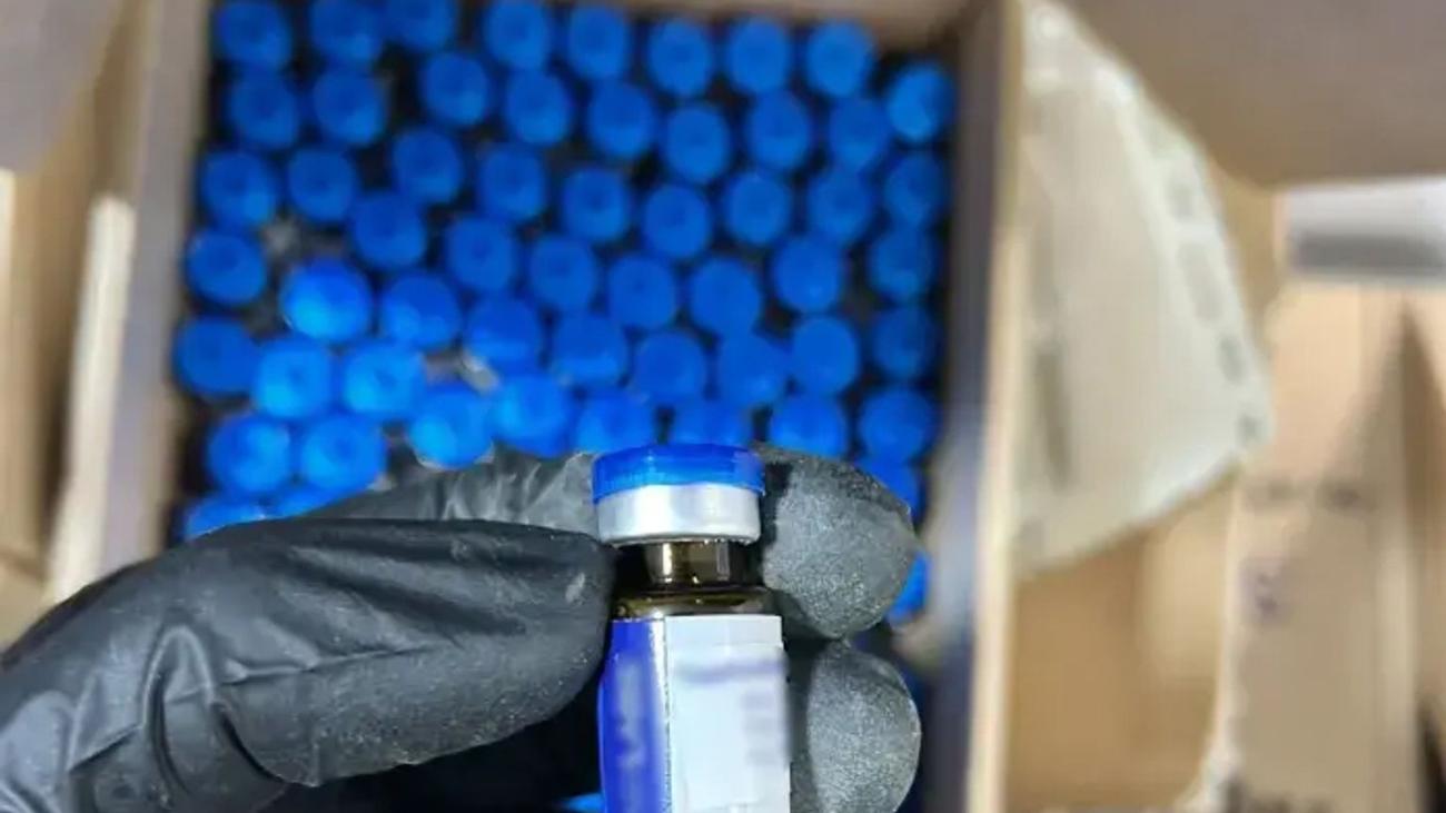 Kriminalität: Polizei zerschlägt Doping-Ring in Athen – 14 Festnahmen ...