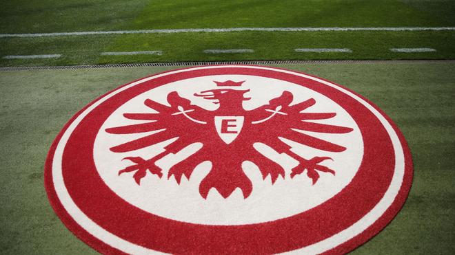 Transfers: Frankfurts Fenyö wechselt fest zu Dardai-Club | DIE ZEIT