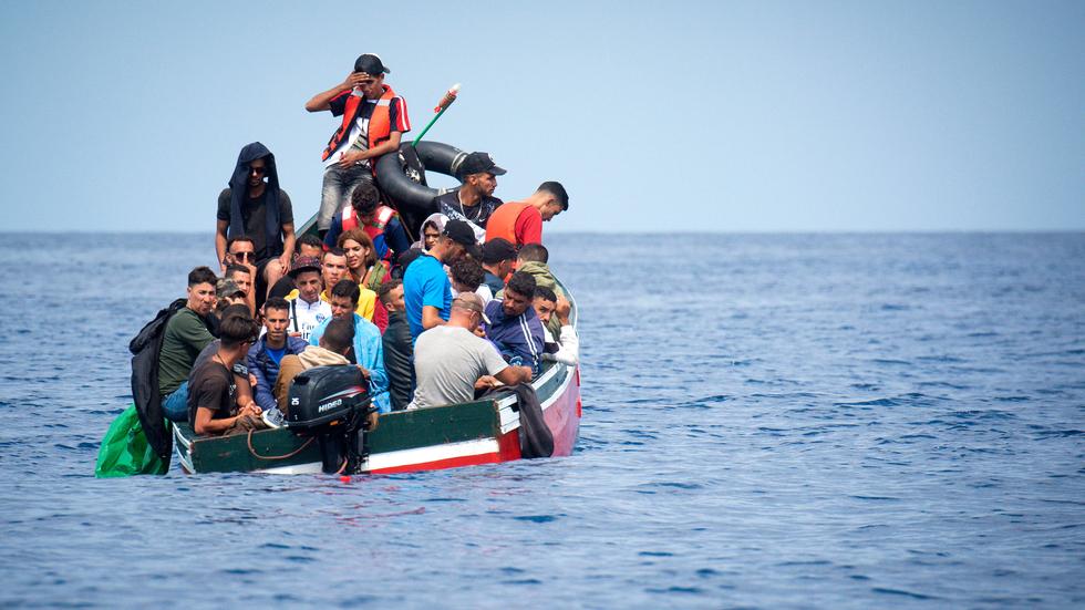 Flucht über das Mittelmeer: Mehr als 100.000 Migranten haben dieses ...