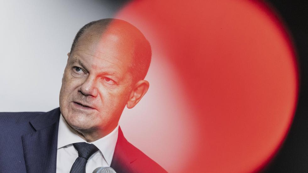 Ukraine-Krieg: Olaf Scholz dringt in Telefonat mit Putin auf ...