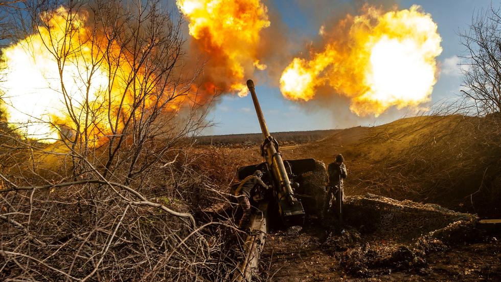 Ukraine-Überblick: Angriffe in Donezk, ukrainische Polizei zurück in ...