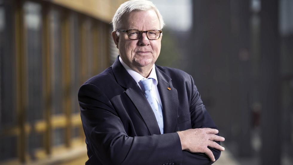 CDU: Unionspolitiker Michael Fuchs ist tot | ZEIT ONLINE