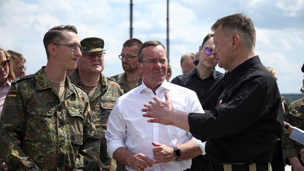 Ukraine-Überblick: FSB meldet vereitelten Anschlag auf Krim-Chef, Pistorius in Polen | ZEIT ONLINE