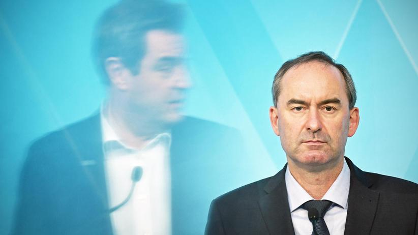 Antisemitisches Flugblatt: Hubert Aiwanger beantwortet Söders ...