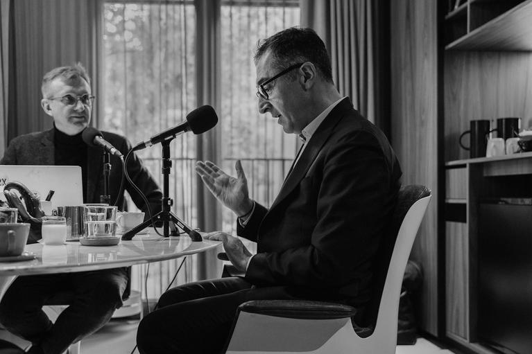 Cem Özdemir: "Die Prognose war, dass ich nie richtig Deutsch lernen ...