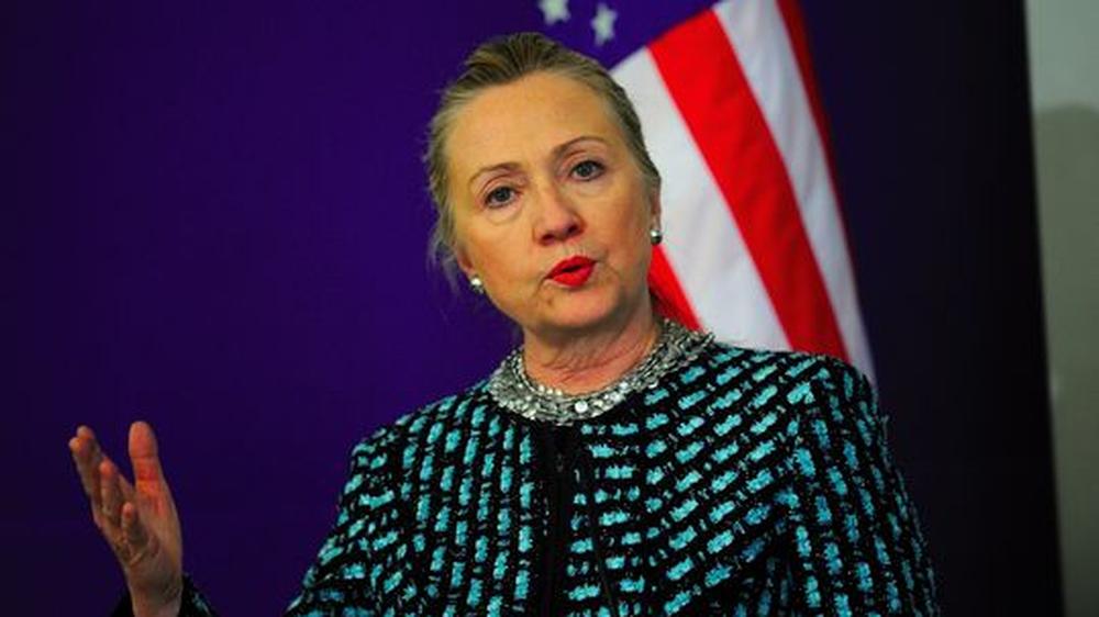 Protest gegen Assad: Clinton nennt Syrien-Entscheidung eine "Farce ...