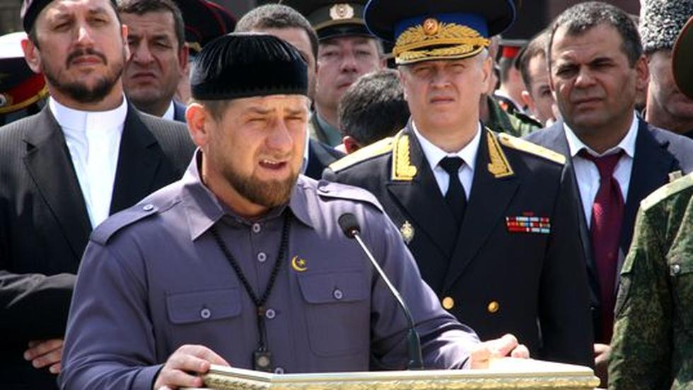 Tschetschenien: Nach Putins Pressekonferenz lässt Kadyrow Zeitung ...