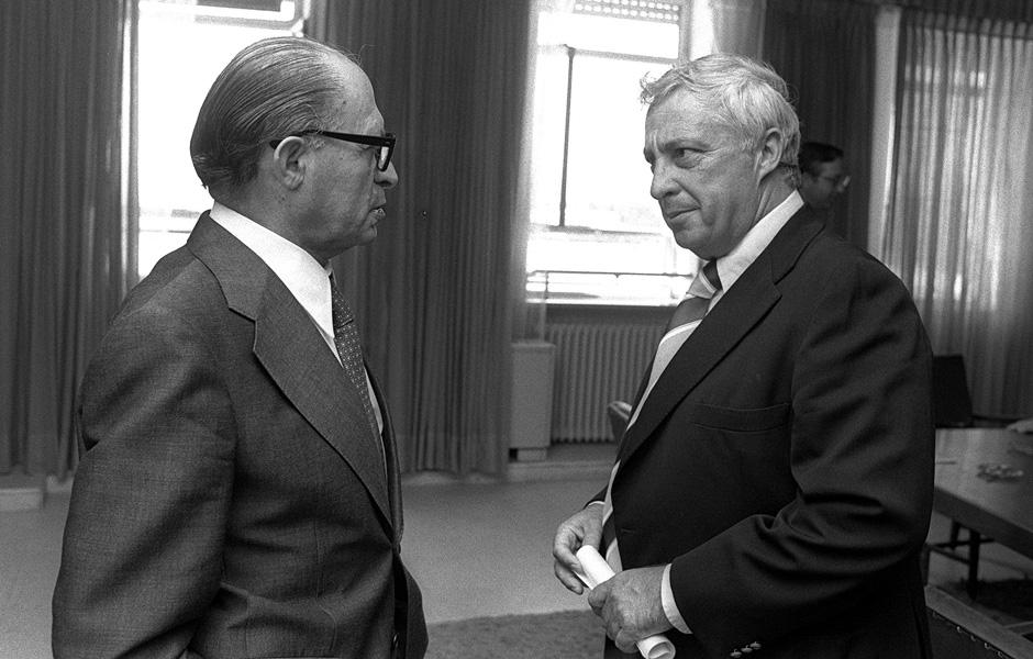 Ariel Scharon: Vom Kriegshelden zum Premier | ZEIT ONLINE