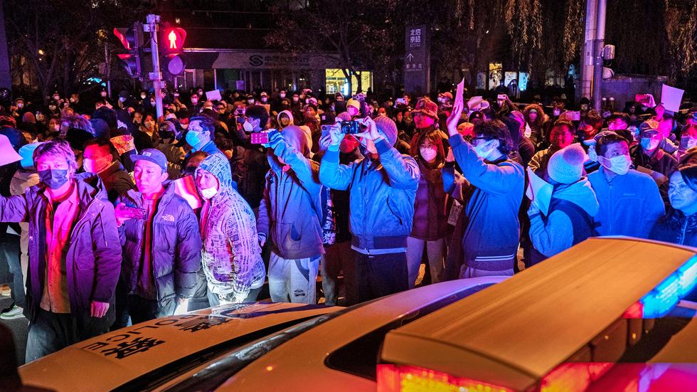 Proteste in China: "Endlich sehen wir Licht" | ZEIT ONLINE