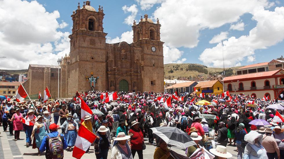 Peru: Präsidentin Dina Boluarte schließt Rücktritt aus | ZEIT ONLINE