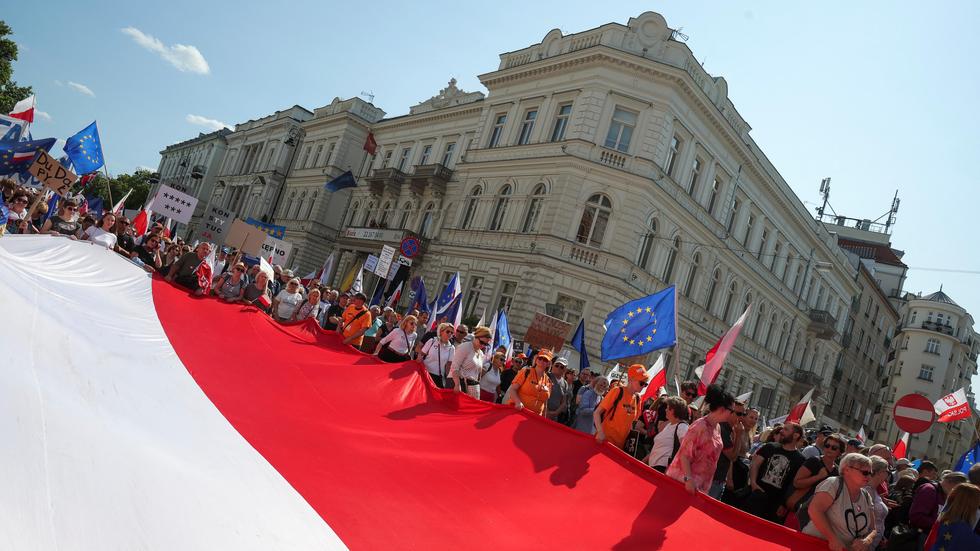 Wahl in Polen: Welche Chancen hat die PiS auf eine dritte Amtszeit in ...