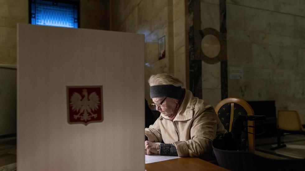 Polen: Europarat rügt Polens Regierungspartei für Einfluss auf Wahlen | ZEIT ONLINE