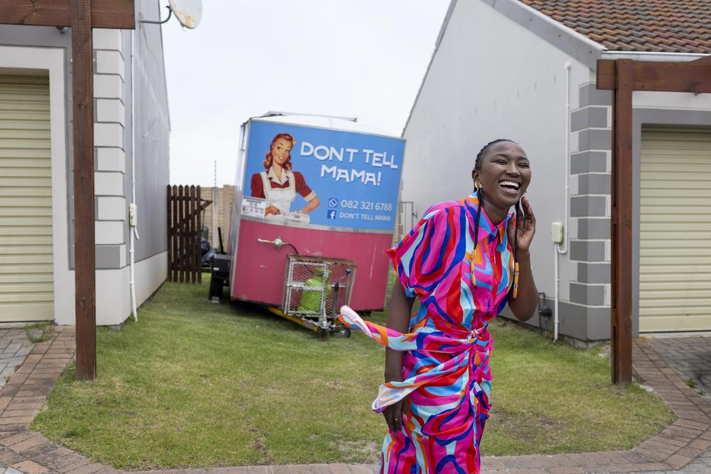 Südafrika: Sie hoffen nicht auf den Staat, sie helfen sich selbst | DIE ...