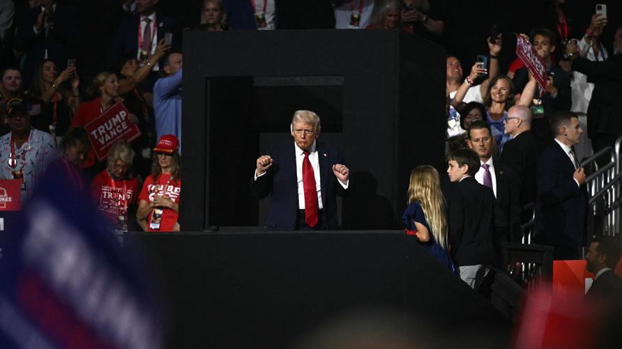 Donald Trump: News zum ehemaligen US-Präsidenten | ZEIT ONLINE