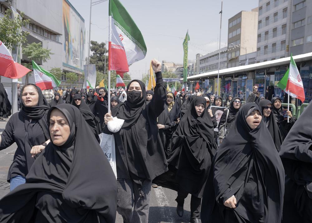 Iran und Israel: Leben in Angst vor dem nächsten Angriff | DIE ZEIT