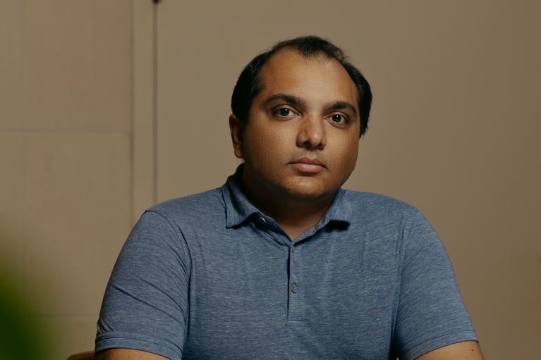 Valen madanes xxxx it was cold out and she was wearing