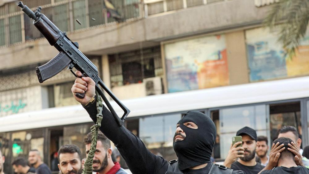 Hisbollah: Libanons Regierung beschließt Entwaffnung von Milizen | DIE ZEIT