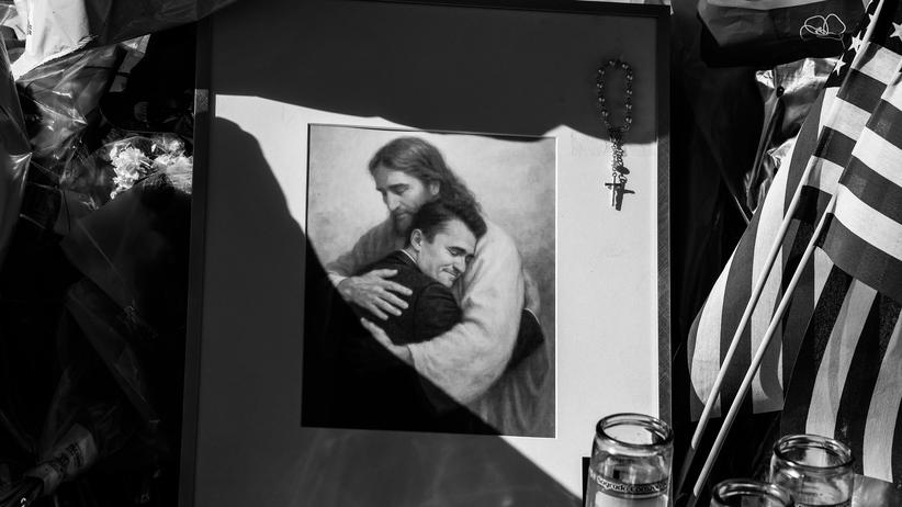 Charlie Kirk: Die Märtyrer-Werdung des Charlie Kirk | DIE ZEIT