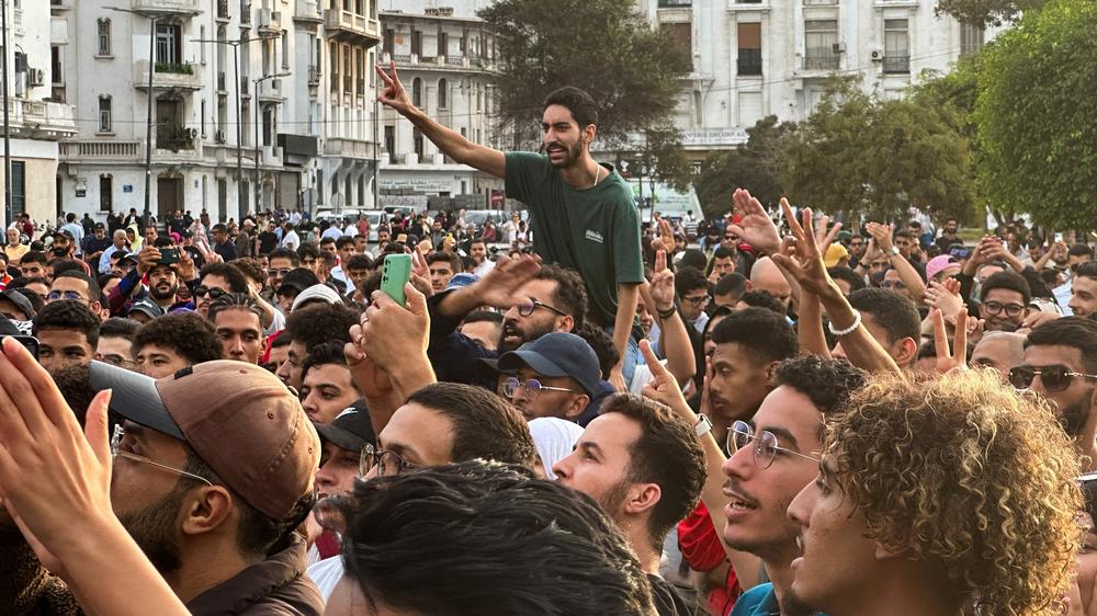 Proteste in Marokko: Polizei tötet drei Menschen bei Protesten in ...