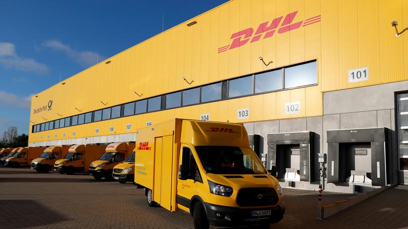 Paketdienste: Paketboten künftig besser vor Ausbeutung geschützt | ZEIT ...