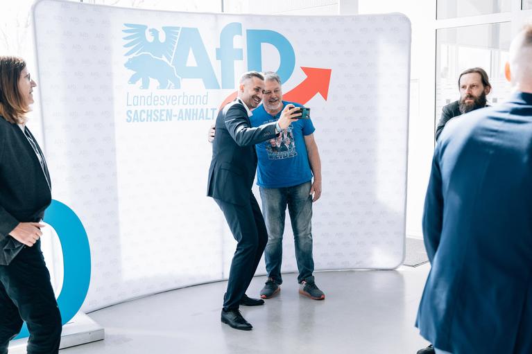 AfD-Wahlprogramm Sachsen-Anhalt: Sanfter Ton, radikale Pläne | DIE ZEIT