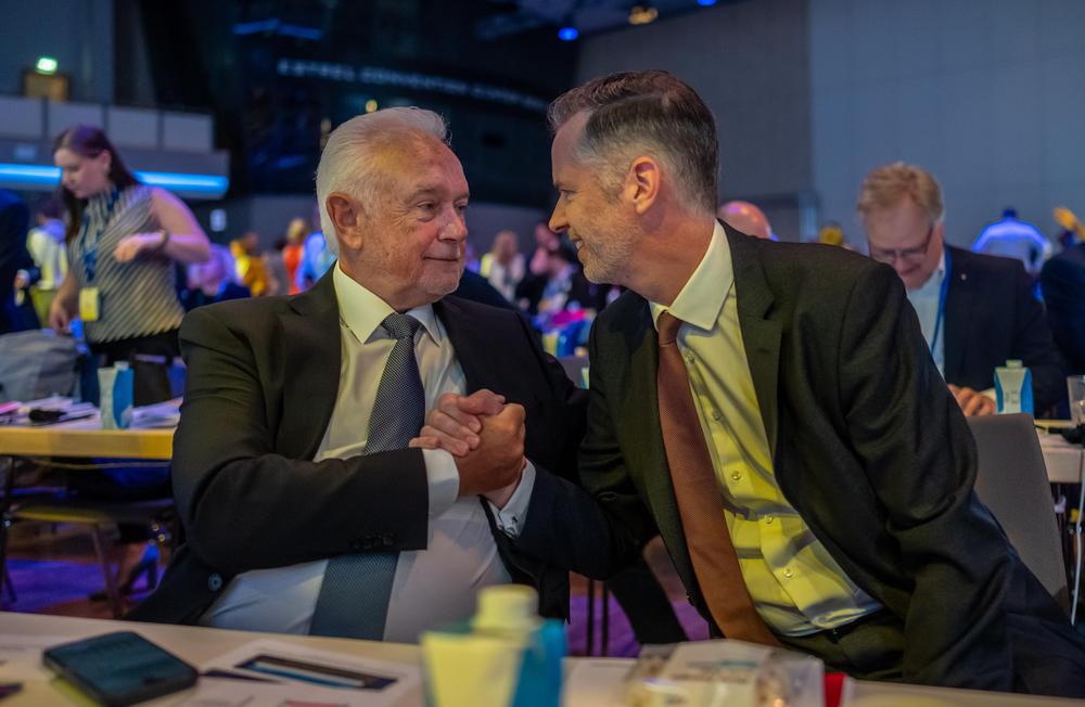 FDP-Parteitag: FDP wählt neue Parteispitze | DIE ZEIT