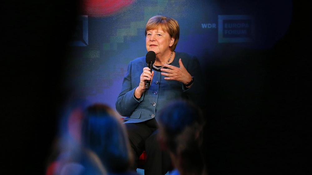 Digitalkonferenz re:publica: Merkel ruft Parteien auf, sich nicht ...