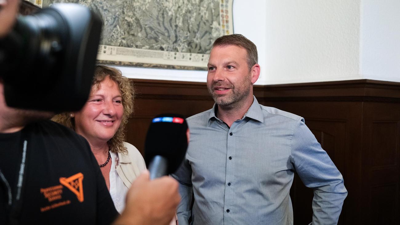 Sachsen: Rechtsextremist Stefan Hartung unterliegt gegen CDU bei OB ...