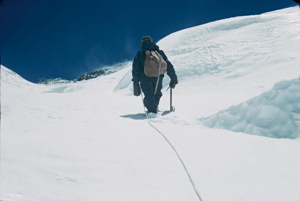 Erstbesteigung Mount Everest: 8.848 Meter näher an den Sternen | ZEIT ...