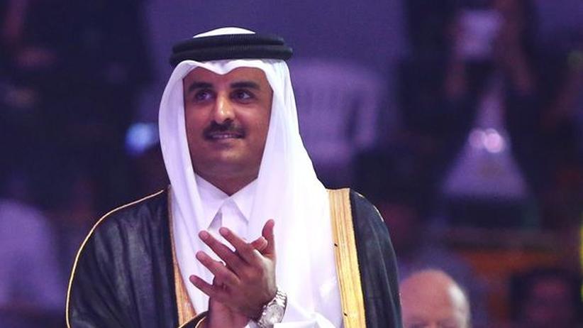 Weltfußballverband: Der Emir von Katar und Russlands Sportminister ...