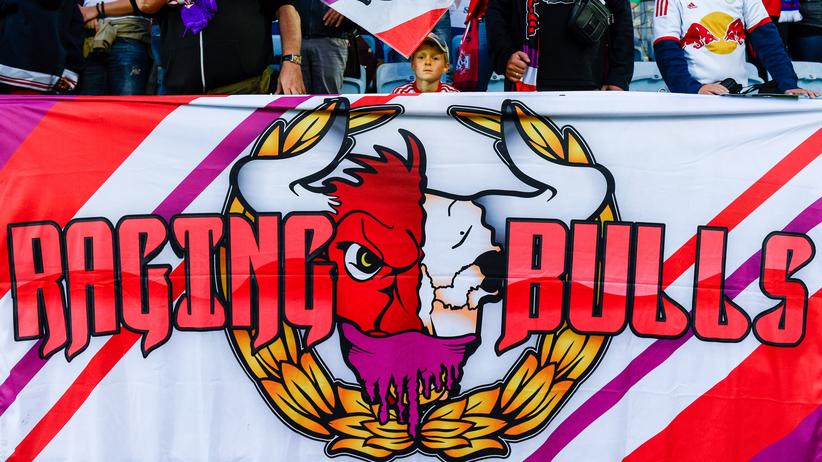 RB-Leipzig-Transfers: Wenn Red-Bull-Fans "Scheiß RB Leipzig" singen ...