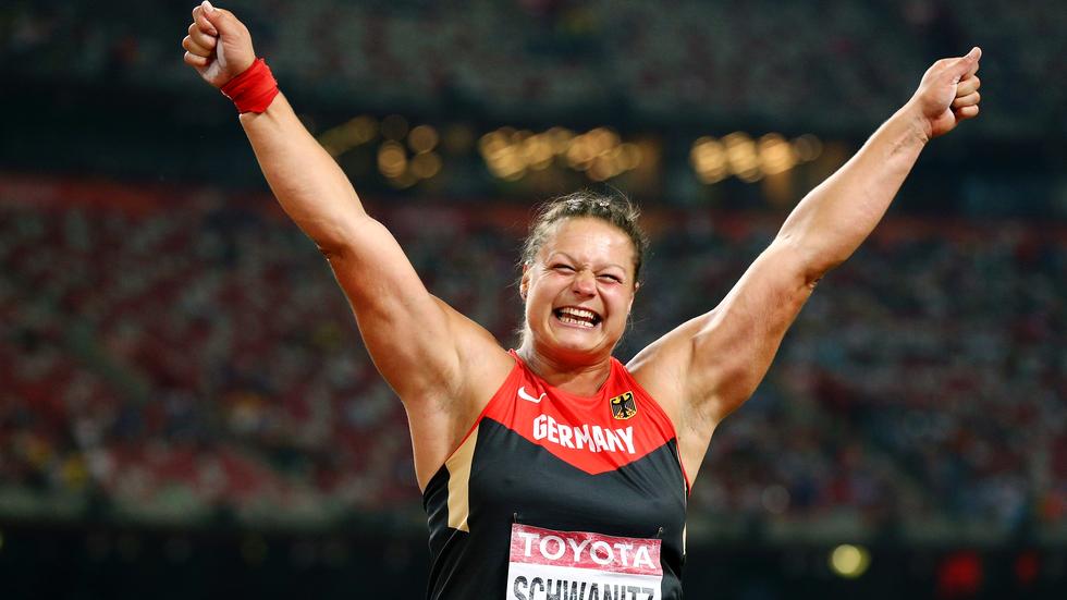 Leichtathletik-WM: Gold für Kugelstoßerin Christina Schwanitz | ZEIT ONLINE
