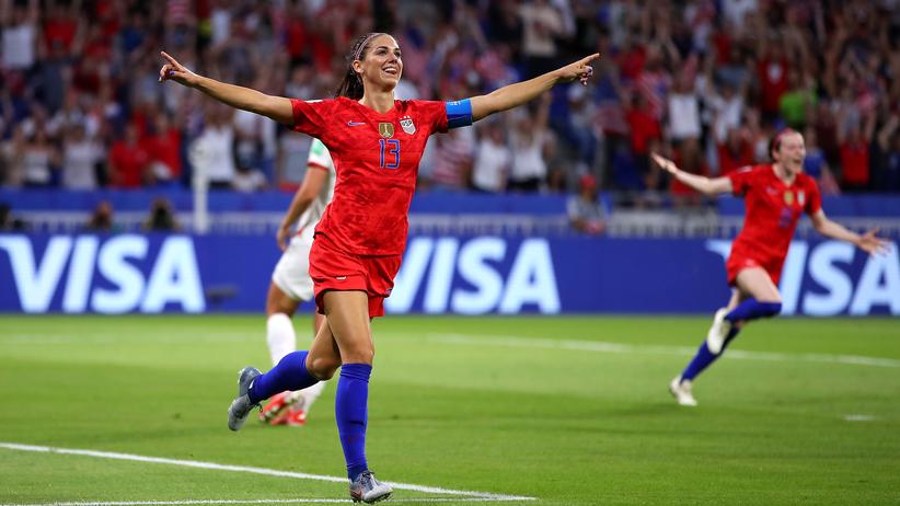 Frauenfußball-WM: USA erreichen als erstes Team das Finale | ZEIT ONLINE