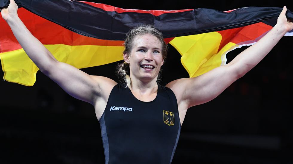 Olympia 2021: Gold im Freistilringen für Aline Rotter-Focken | ZEIT ONLINE