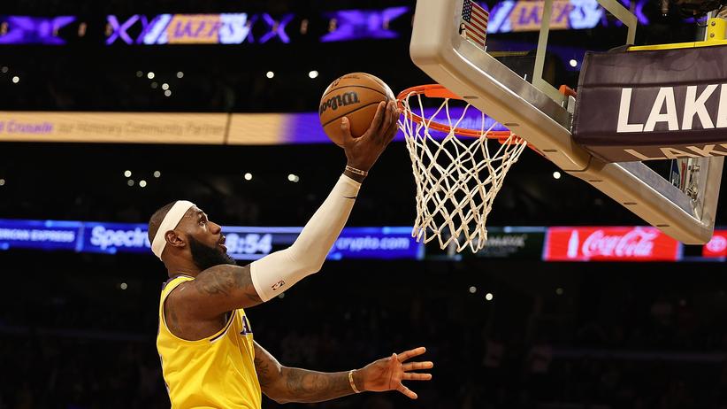 LeBron James stellt neuen Punkterekord in der NBA auf | ZEIT ONLINE