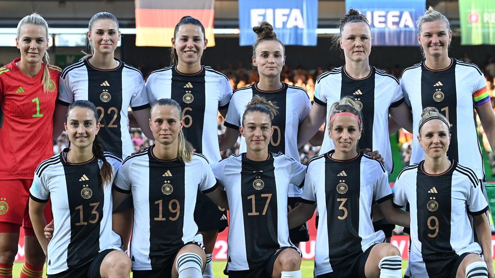 Fußball-WM 2023: 23 Frauen und ein Baby | ZEIT ONLINE