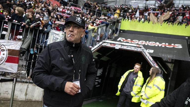 FC St. Pauli: "Ach Gott, jetzt ist der ehemalige Punk für Sicherheit ...
