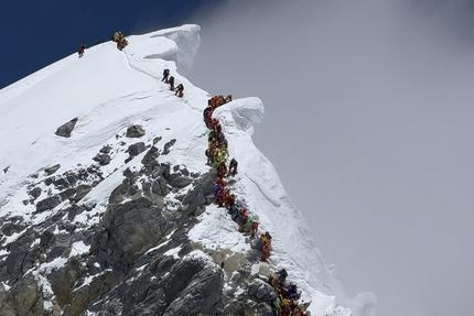 Mount Everest - News und Infos | DIE ZEIT