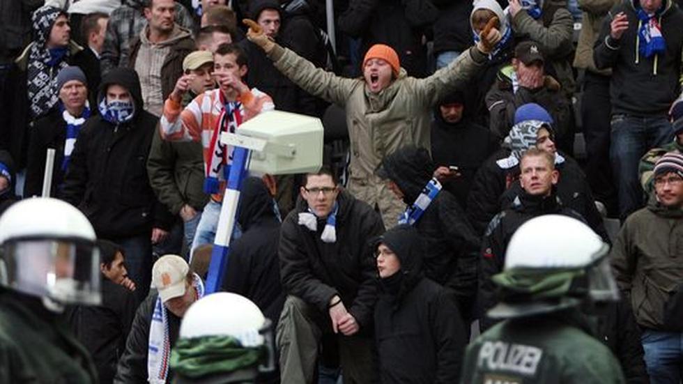 Ultras: Die Kurve radikalisiert sich | ZEIT ONLINE