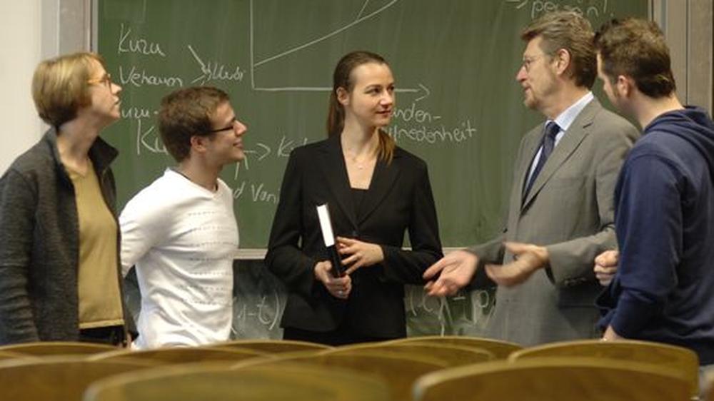 Absolventenbefragung: Gute Noten für den Bachelor | DIE ZEIT