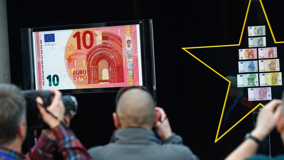 Währung: EZB präsentiert neuen 10-Euro-Schein | ZEIT ONLINE